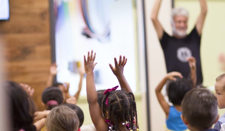 Structured vs. Free Play: Which is Better? | PlaySmart UK